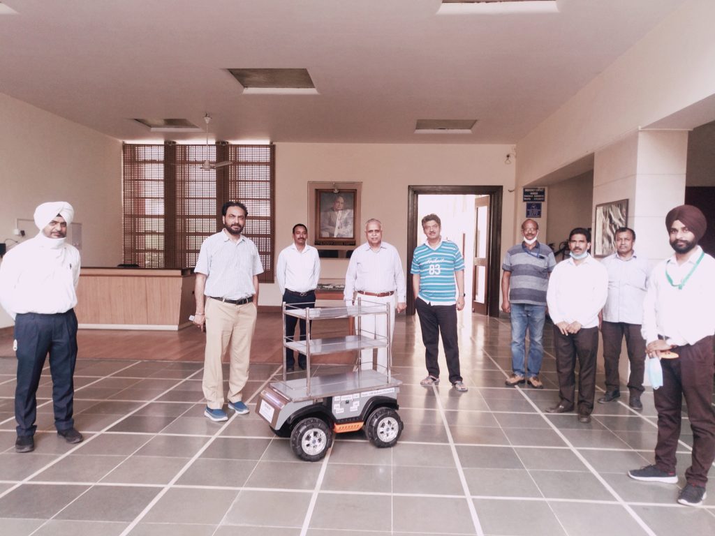 ROBO-CART developed by Thapar engineering staff to help Covid 19 ...